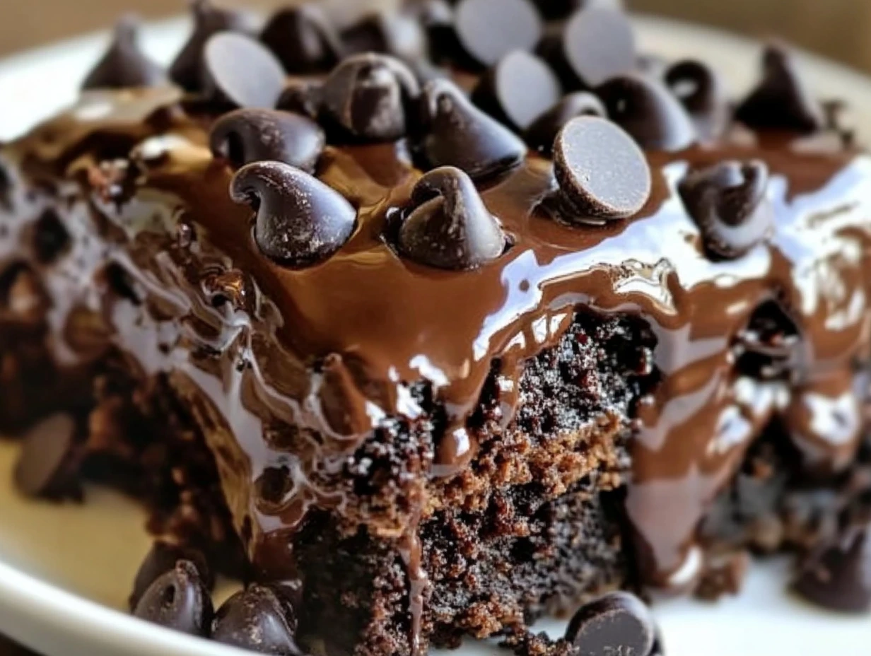 Death by Chocolate Dump Cake - JuicyTable